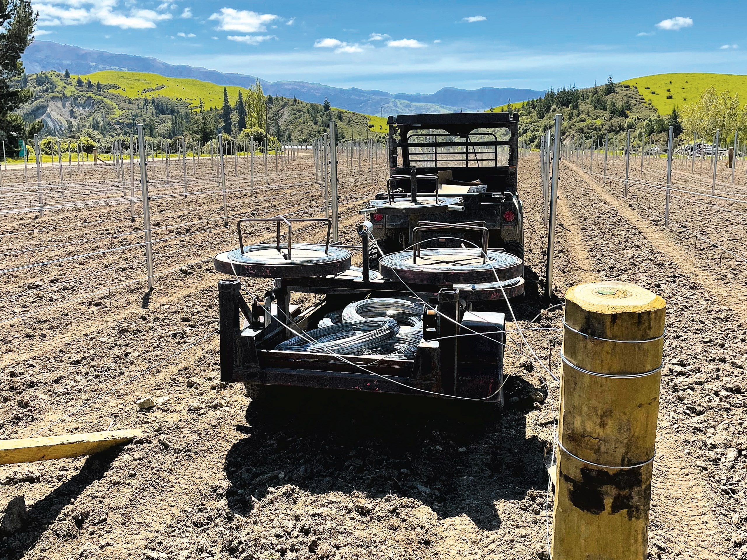 Fencing on a big scale fencing feature