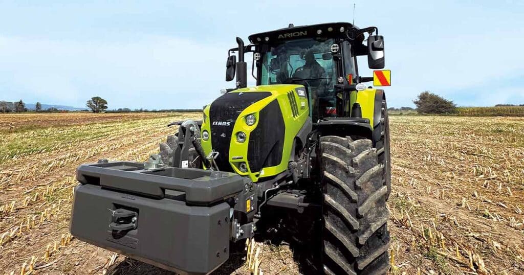 Contractor's Tractor Showcase: CLAAS Arion 660 Night Edition - Farm Trader